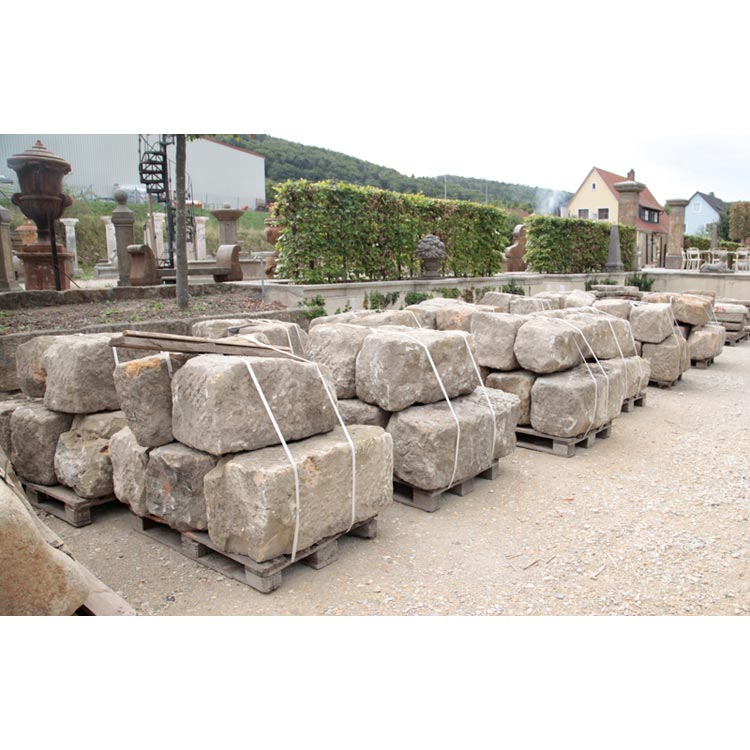Bricks / Blocks of Stone – EHRL provencal & garden